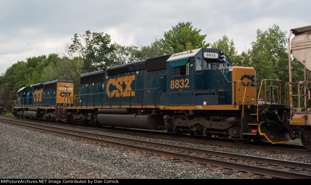 CSX 8832